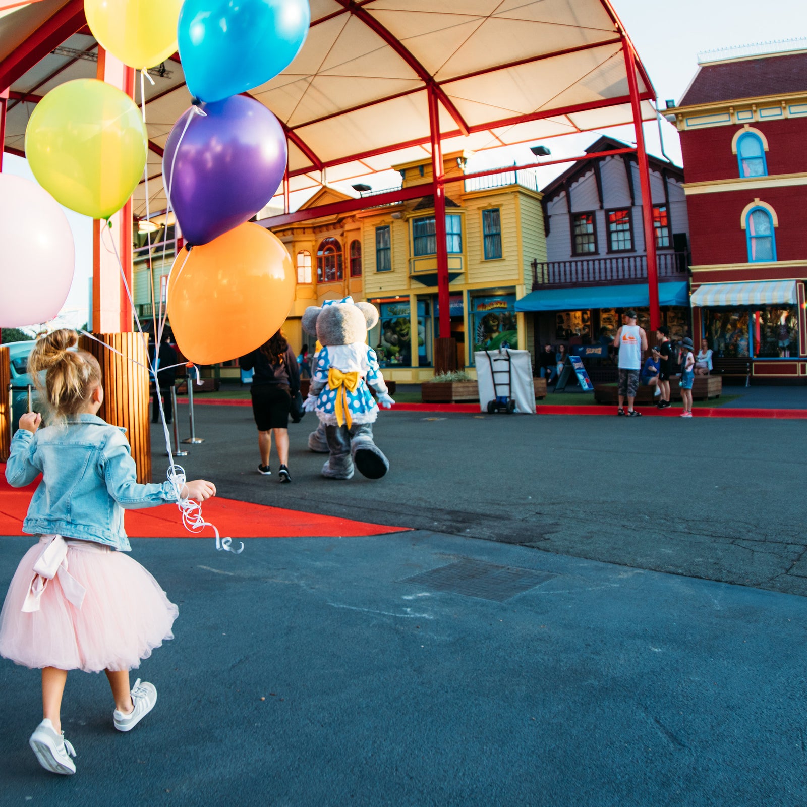 Dreamworld Online Store